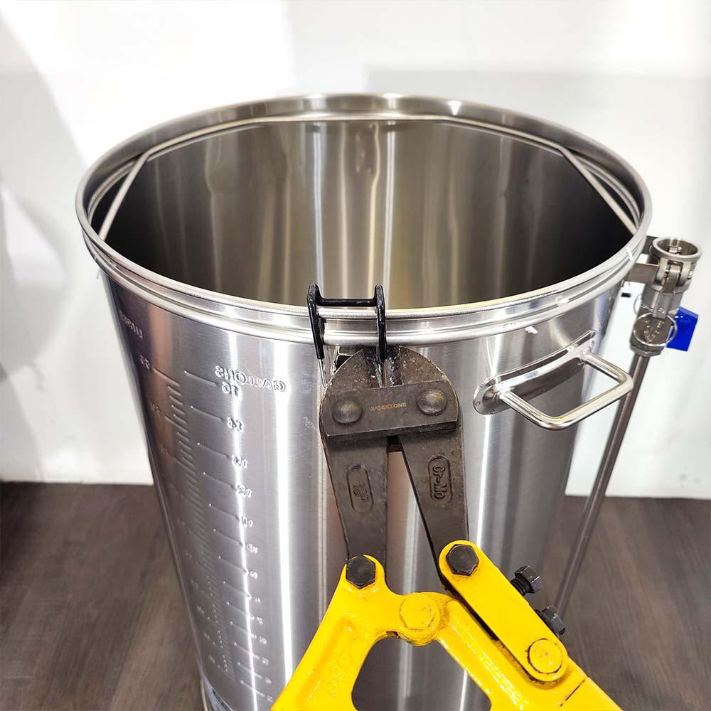 Set of 4 Short Adjustable Lid Clamps for BrewZilla | DigiBoil | GrainFather